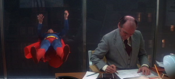 Superman 1.60: Stop the Steal | Superheroes Every Day